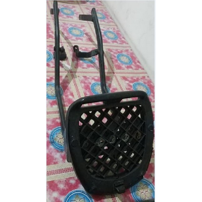 Jual MONORACK GIVI HR4 VIXION PLUS BASE PLATE GIVI E20 | Shopee Indonesia