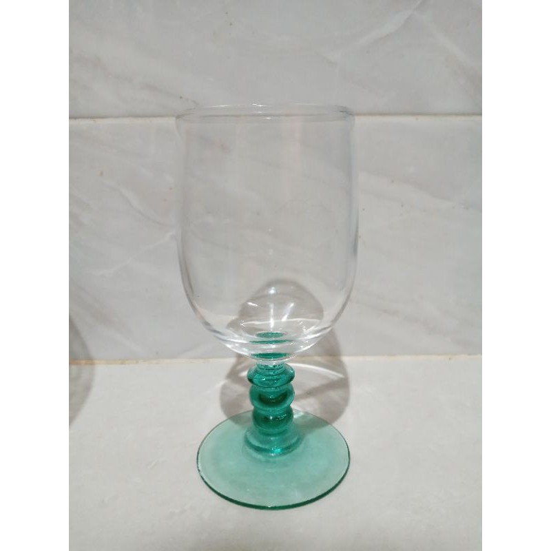 Jual 3 pcs Gelas dengan kaki kaca, merk Arcoroc (1 dus isi 3 gelas ...