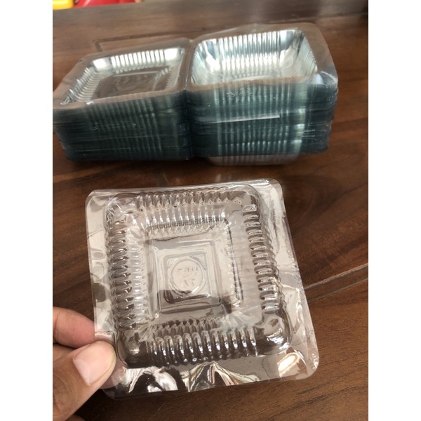 Jual Mika HBT 7A 7x7cm pembungkus kue dan makanan 100pcs | Shopee Indonesia