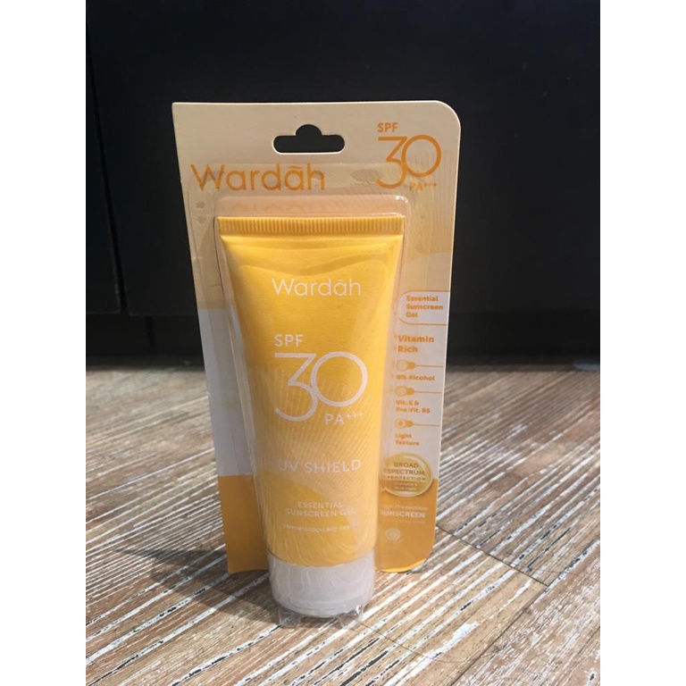 Jual Wardah UV Shield Essential Sunscreen Gel SPF 30 PA +++ 40 ml | Shopee Indonesia