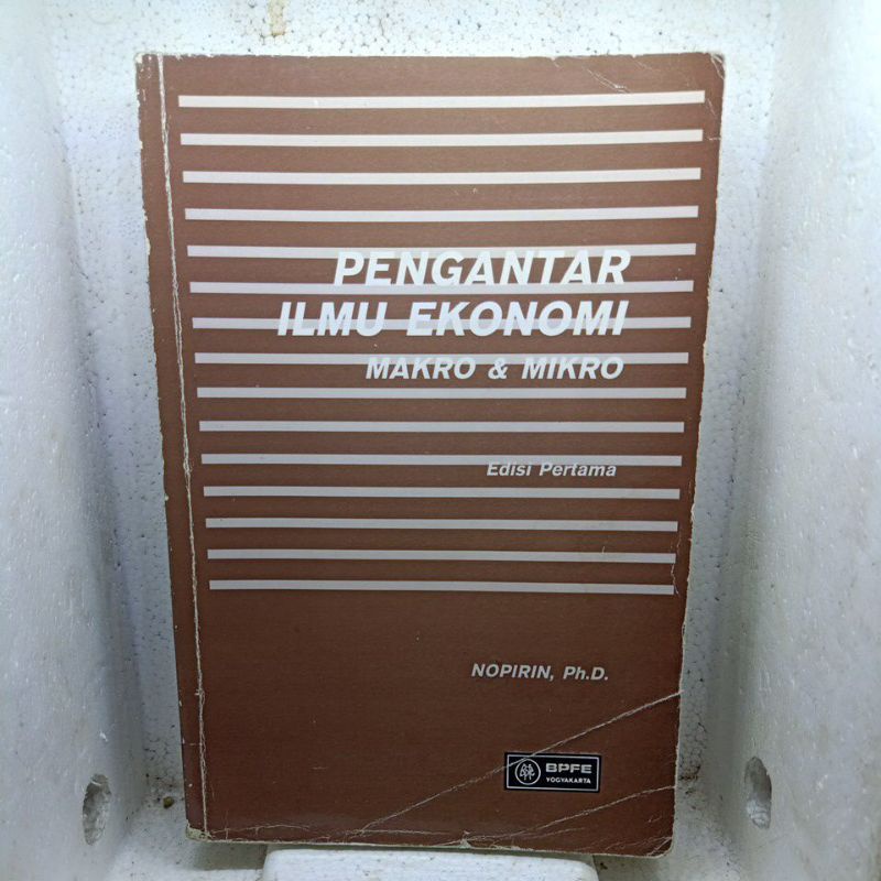 Jual Pengantar Ilmu Ekonomi Makro & Mikro - Nopirin ORIGINAL | Shopee ...