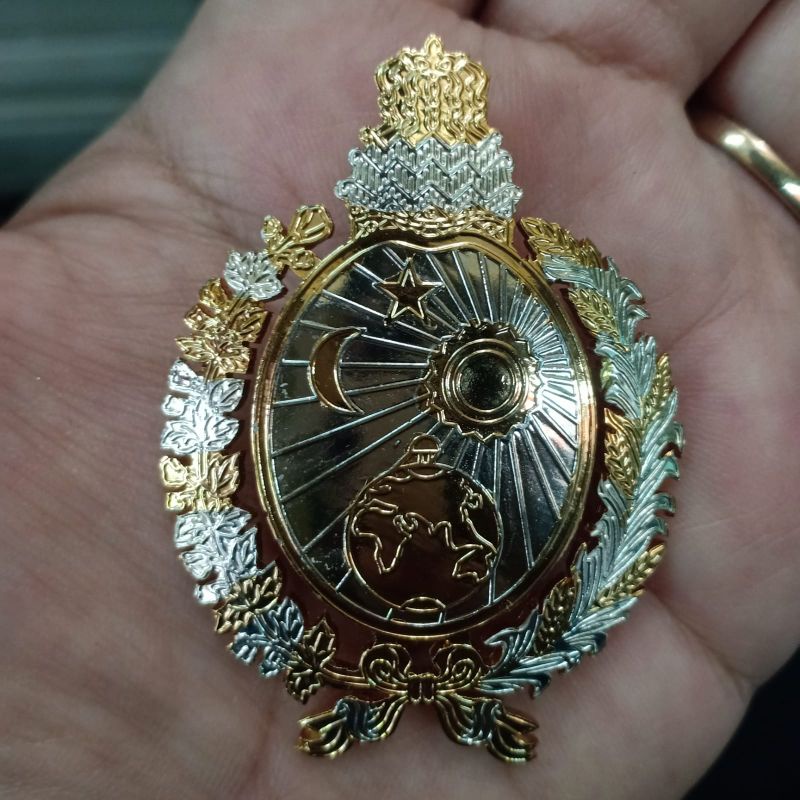 Jual Pin Bros Radya Laksono Keraton Solo silih asih sepuh emas | Shopee ...