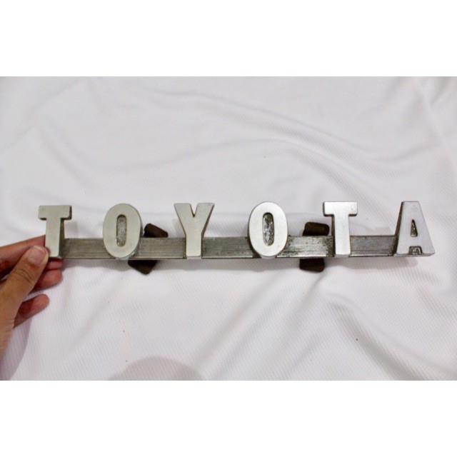 Jual Land Cruiser FJ40 Front Grill Emblem (Emblem grill depan FJ40 ...