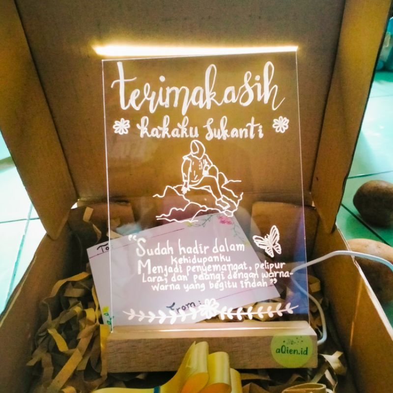 Jual akrilik led custom siluet foto ukuran a5 sehari langsung jadi ...