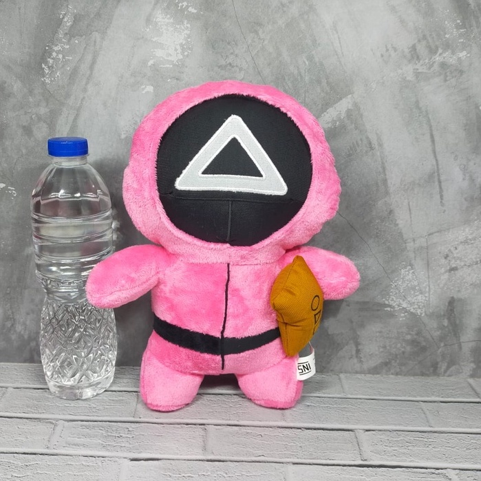 Jual Boneka Squid Game Doll Prajurit Squid Game 30cm - Boneka Plush ...