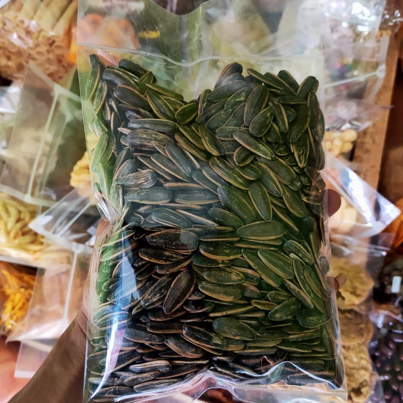 Jual Kuaci Kering 100gr / Cemilan Kuaci Kering/Makanan Ringan kuaci ...