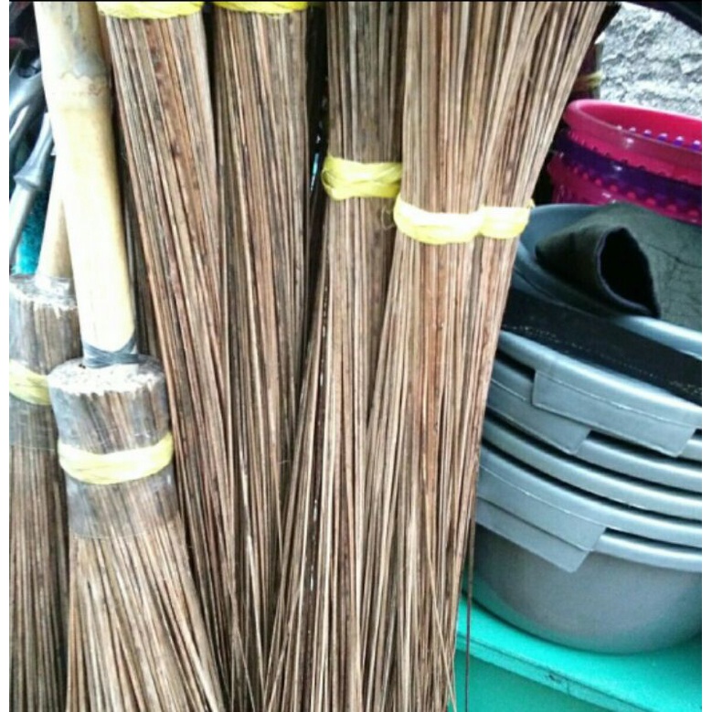 Jual Sapu Lidi Ikatan Besar/Lidi Kelapa/Sapu Taman/Sapu Lantai | Shopee ...
