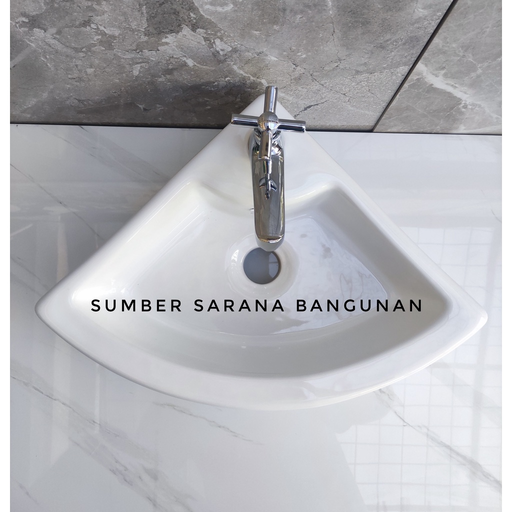 Jual Wastafel Sudut Cuci Tangan / Westafel Kecil WB 2026 Komplit Set ...