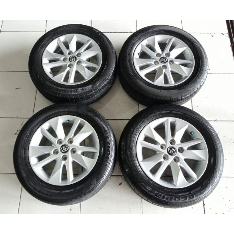 Jual Velg Variasi Pelek Mobil Bekas Original Kijang Inova reborn Ring ...