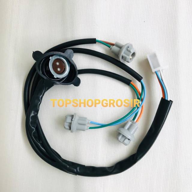Jual FITING LAMPU FITTING LAMPU COP LAMPU DEPAN BEAT CARBU LAMA OLD ...
