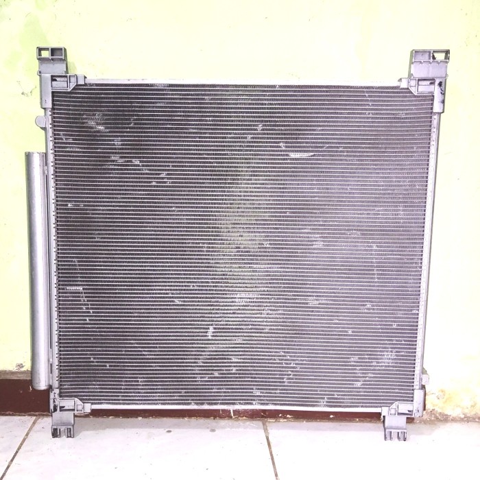 Jual Kondensor AC Toyota Innova Reborn Fortuner 2016 Up Original ...