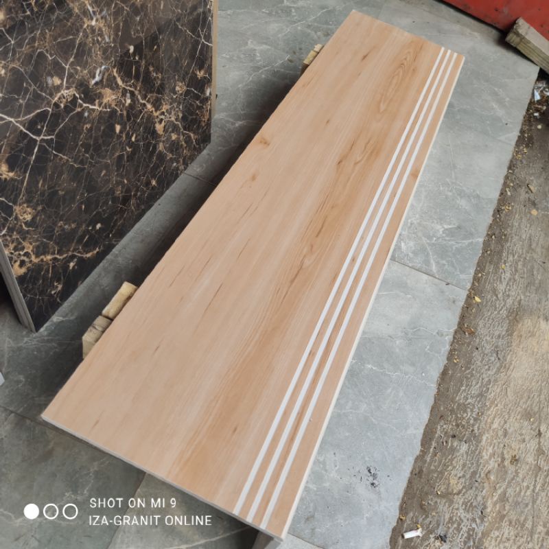 Jual Granit lantai tangga stepnosing ukuran 80 sampai 120 motif kayu ...