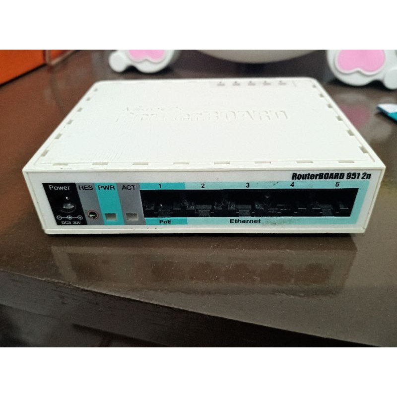 Jual Mikrotik RB951-2n ( Bonus Request Setting Hotspot Voucher ...