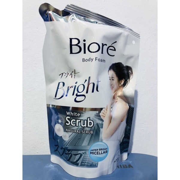 Jual Biore bright body foam white scrub refill cair 450 ml | Shopee Indonesia