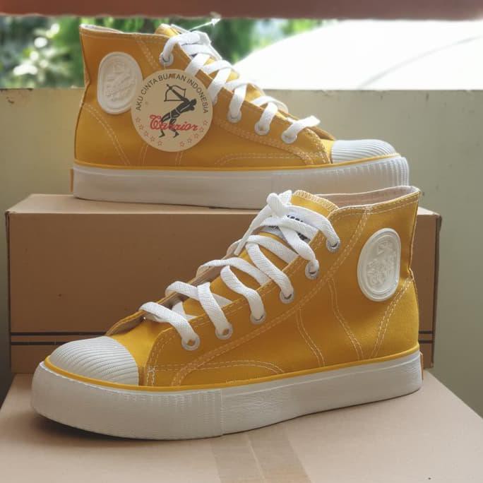 Jual Ready# Sepatu Warrior Tipe Classic Hc Yellow | Shopee Indonesia