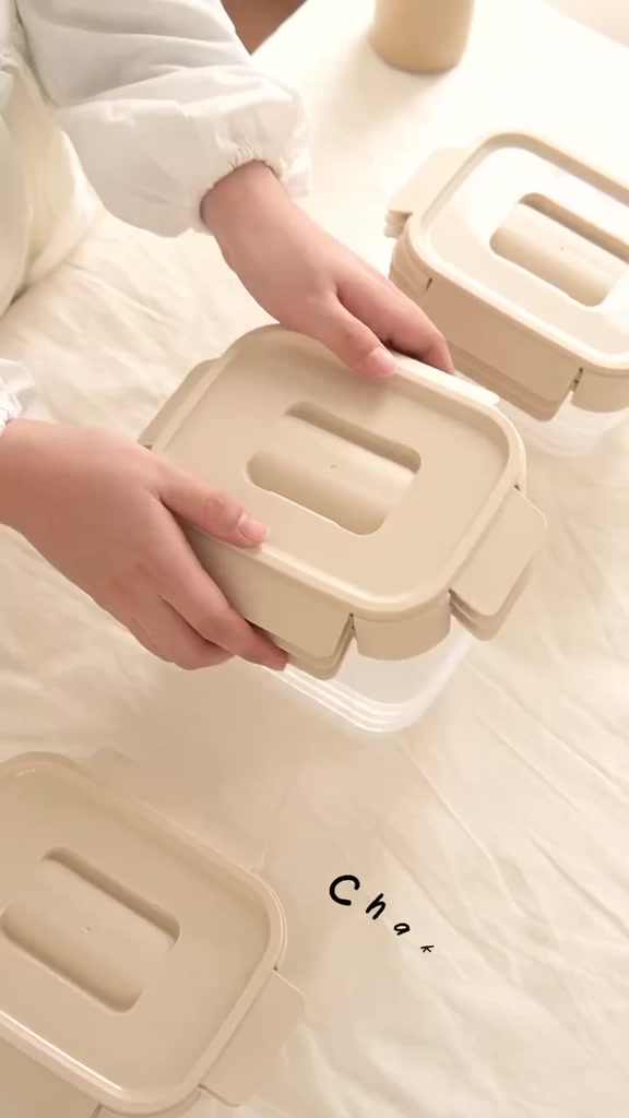 Jual LocknLock Kotak Makan Gift Set Chak Chak 920ml 3P Set - LTN330S3IVY | Shopee Indonesia