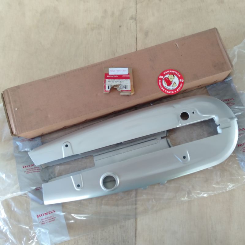 Jual KETENGKAS TUTUP RANTE RANTAI ATAS BAWAH HONDA KARISMA 125 D ORIGINAL AHM 40510-KPH-881 ...