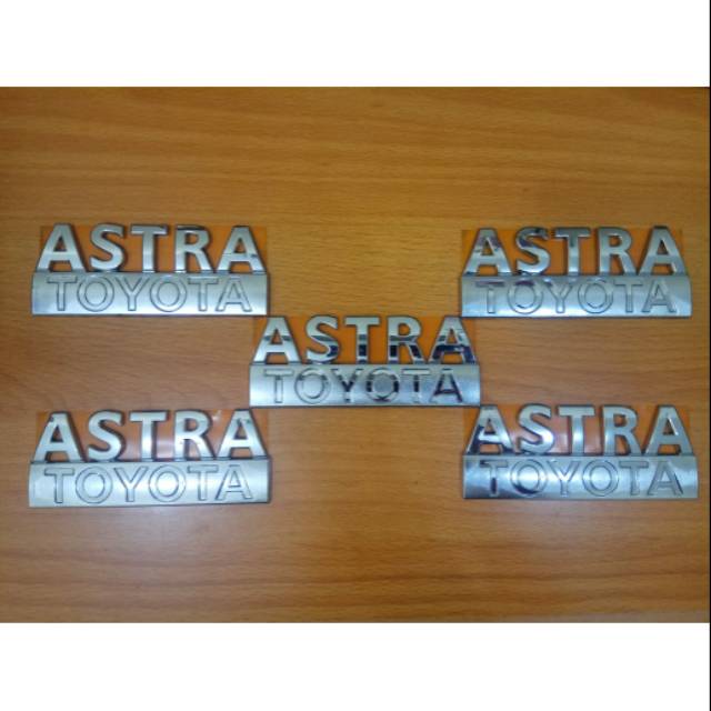 Jual Logo toyota astra/emblem toyota astra original/emblem toyota ori ...