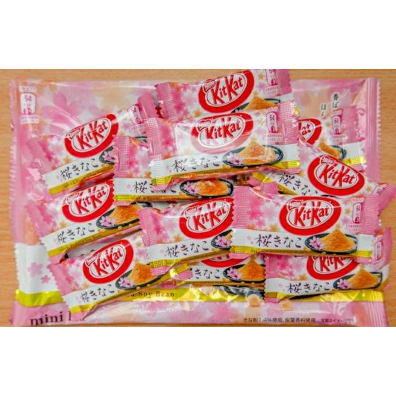 Jual Kit Kat KitKat Green Tea Matcha Yuzu Maccha Sakura Roasted Soybean ...