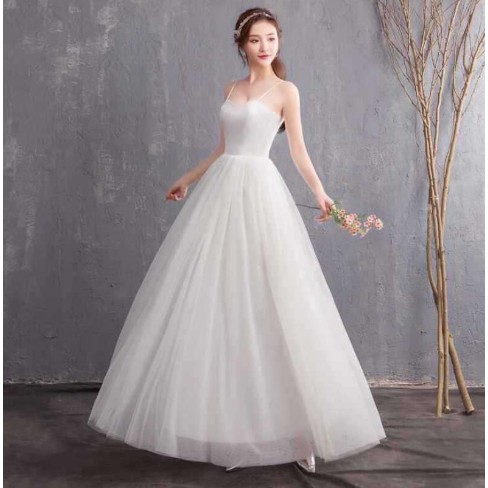 Jual Gaun Maxi Wanita dengan Model Potongan Slim Fit dan Bahan Organza ...