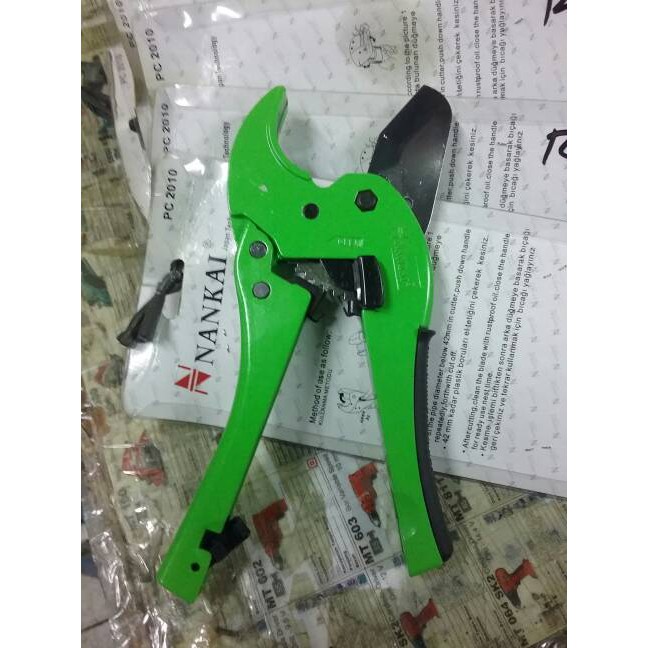 Jual Dijual Gunting Pipa PVC Nankai otomatis / Pipe Cutter PVC Nankai ...