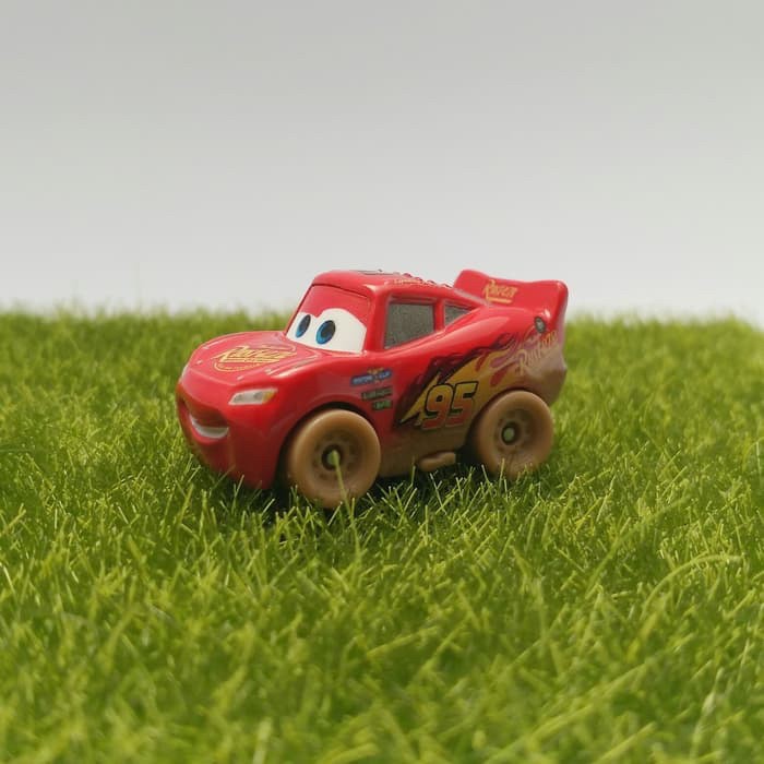 Jual Promo Disney Cars 3 Mini Racer - Muddy Lightning Mcqueen Limited ...