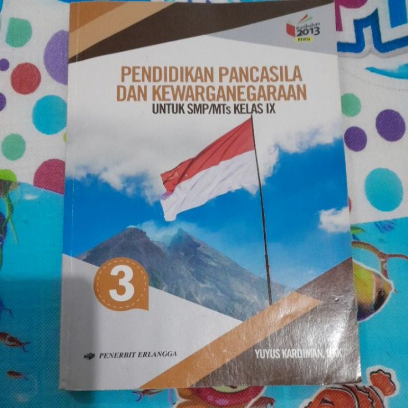 Jual PENDIDIKAN PANCASILA DAN KEWARGANEGARAAN UNTUK SMP KELAS 9 | Shopee Indonesia
