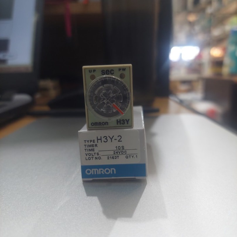 Jual TIMER OMRON H3Y-2 10S / H3Y 2 12VDC 12V 10 DETIK / 10SEC / 24VDC 24V - 12VDC | Shopee Indonesia