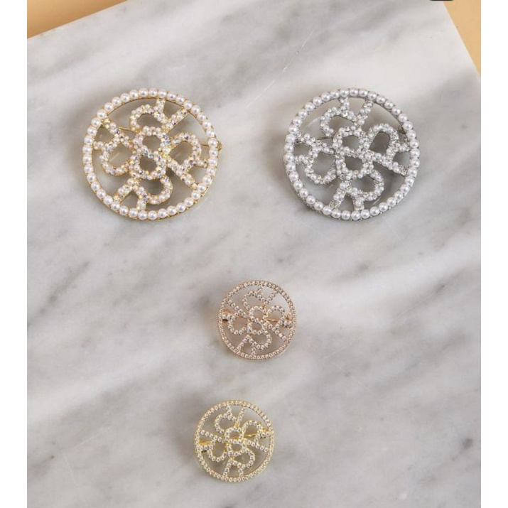 Jual Xanadu Series Brooch Buttonscarves x Ria Miranda Limited Edition ...