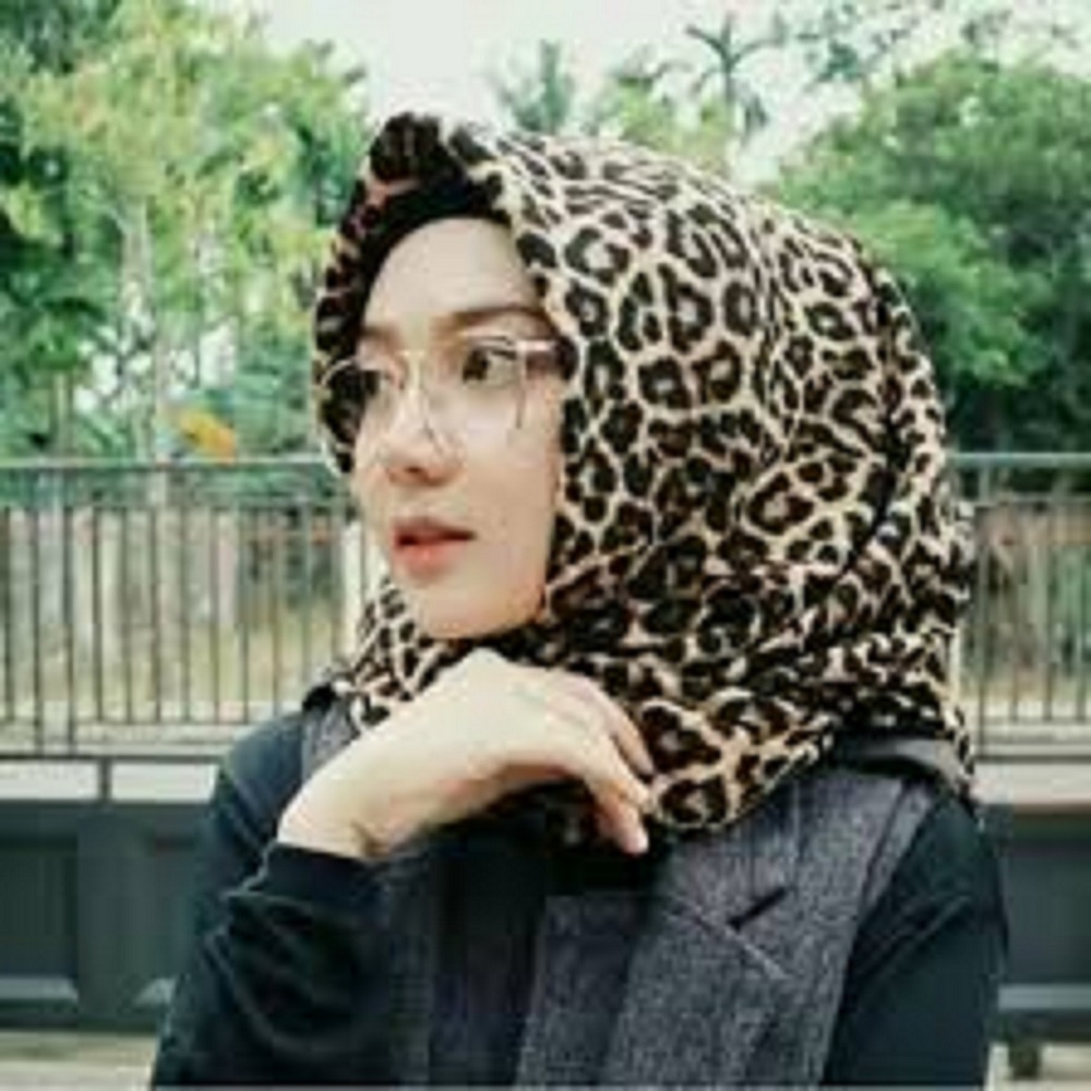 Jual JILBAB SEGIEMPAT MOTIF MACAN LEOPARD LASERCUT | Shopee Indonesia