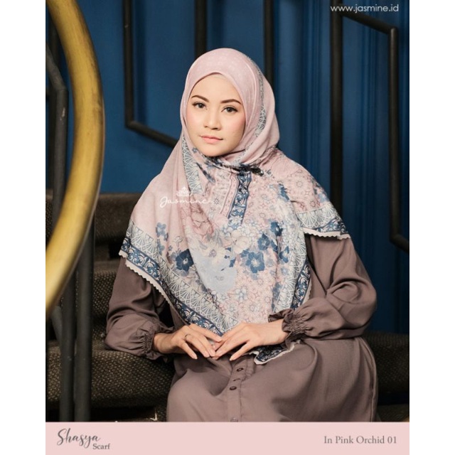 Jual Shasya Scarf by Jasmine Lidiahadiwinoto | Shopee Indonesia
