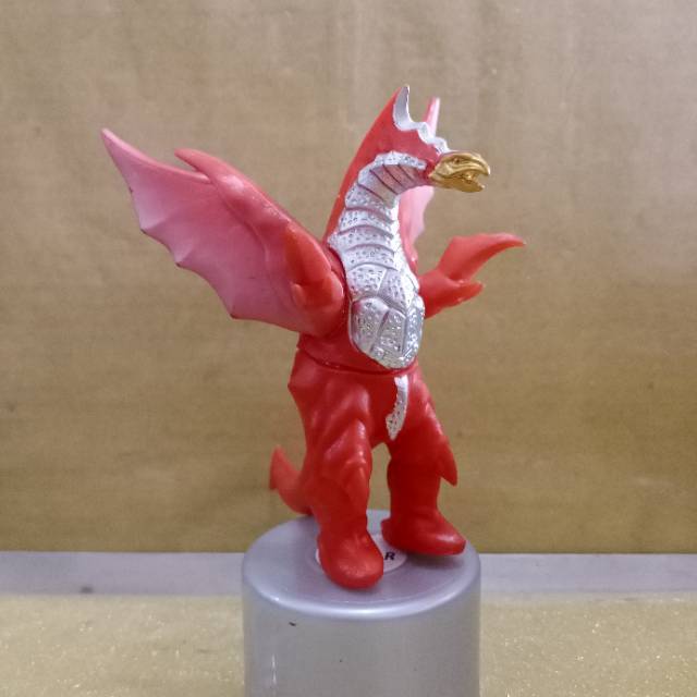 Jual 12 cm ultraman monster series melba dari serial ultraman tiga ,neo ...