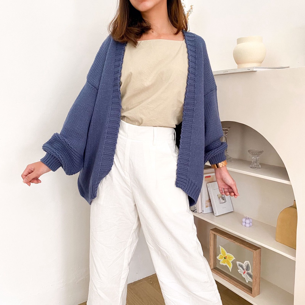 Jual Vintage House Lucia Cron Cardi (Cardigan Outer Rajut Korean Style) | Shopee Indonesia