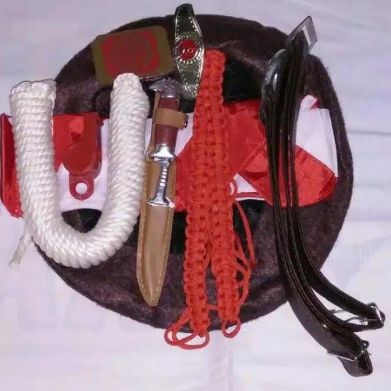 Jual set lengkap peralatan/alat gerakan pramuka anak laki" sekolah SD ...