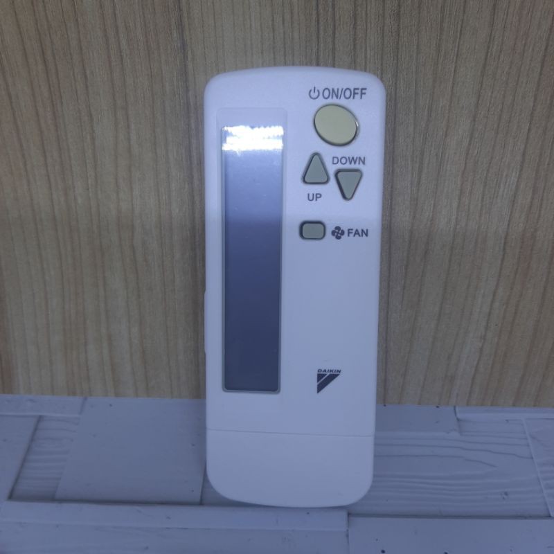 Jual REMOTE REMOT AC DAIKIN KASET BRC4C153 BRC4C151 SEPERTI ORIGINAL | Shopee Indonesia