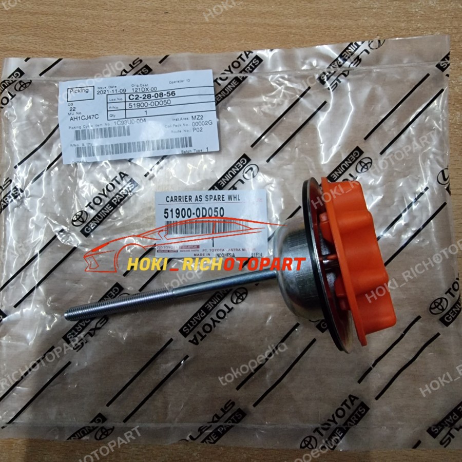 Jual Baut Gantungan Ban Serep New Yaris Vios original toyota 51900 ...