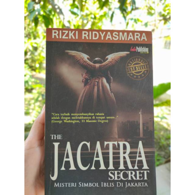 Jual [PRELOVED BOOK] [BUKU BEKAS] The Jacatra Secret: Misteri Simbol ...