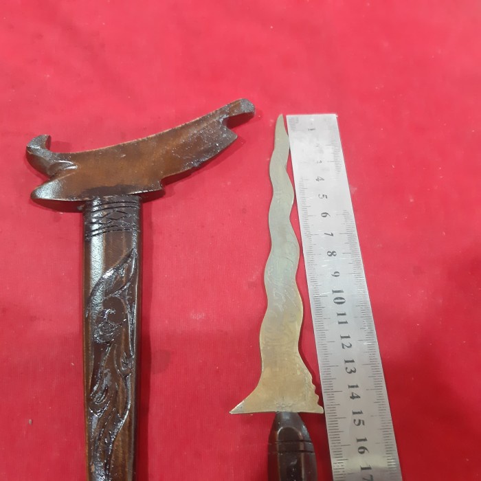 Jual barang antik keris patrem kuningan warangka kayu PJ | Shopee Indonesia