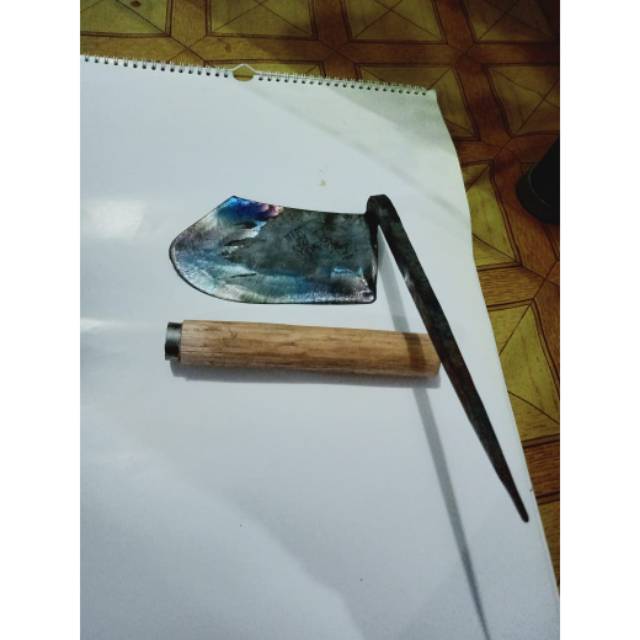 Jual Alat pembersih rumput tengkuit kikir | Shopee Indonesia