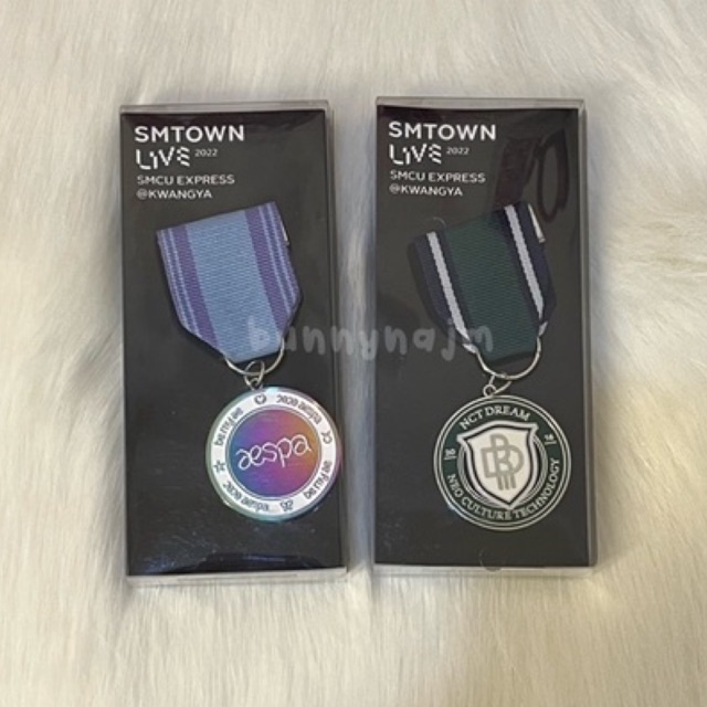 Jual [READY] EMBLEM BADGE ONLY SMCU NCT DREAM AESPA | Shopee Indonesia