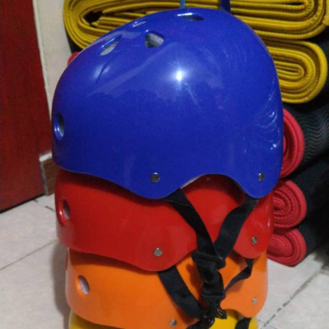 Jual Helm rafting murah helm outbond helm gowes helm murah helm rafting ...