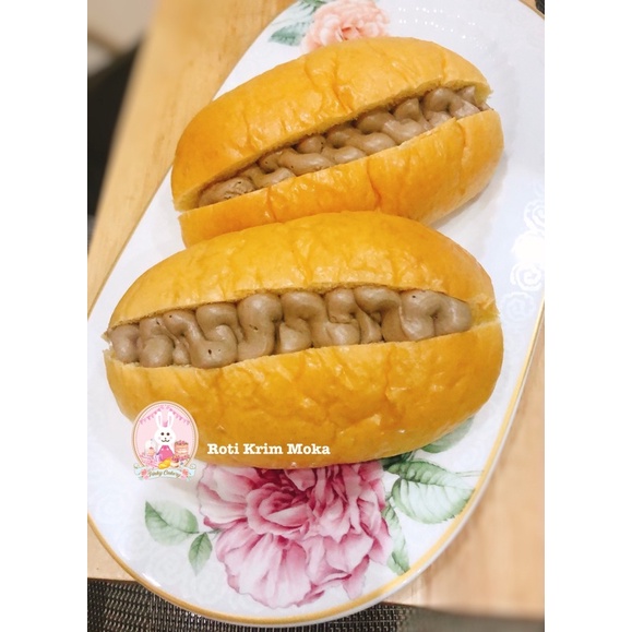 Jual Roti Krim Moka Lembut Enak Pinky Cakery | Shopee Indonesia