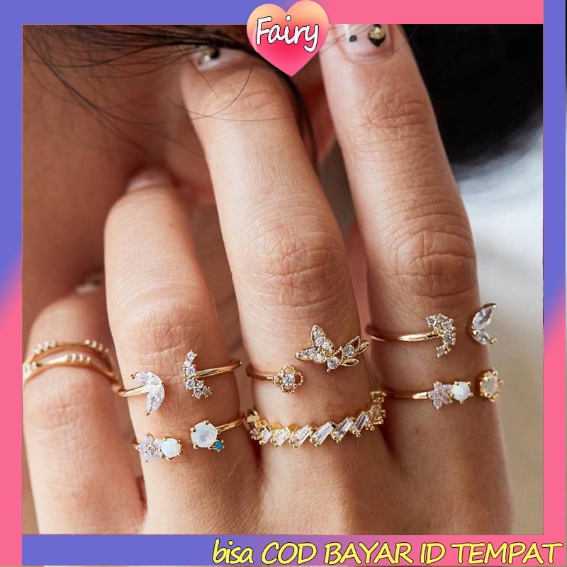 Jual 7 Set Cincin titanium Bentuk Kupu-Kupu Bintang Bulan Warna Emas ...