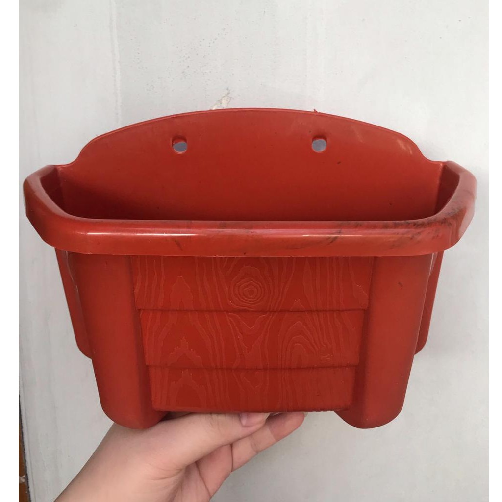 Jual Pot Tembok 28 (D=26,5cm) CACAT WARNA Tanaman Hias Dinding Tempel ...