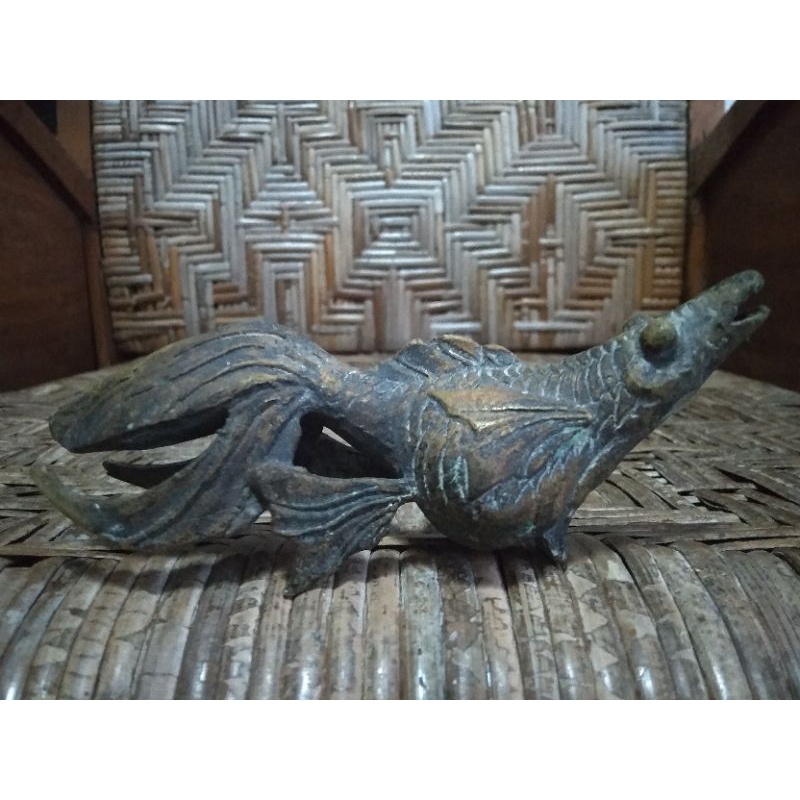 Jual PATUNG KUNINGAN IKAN PURBA KUNO ANTIK VINTAGE KLASIK | Shopee ...