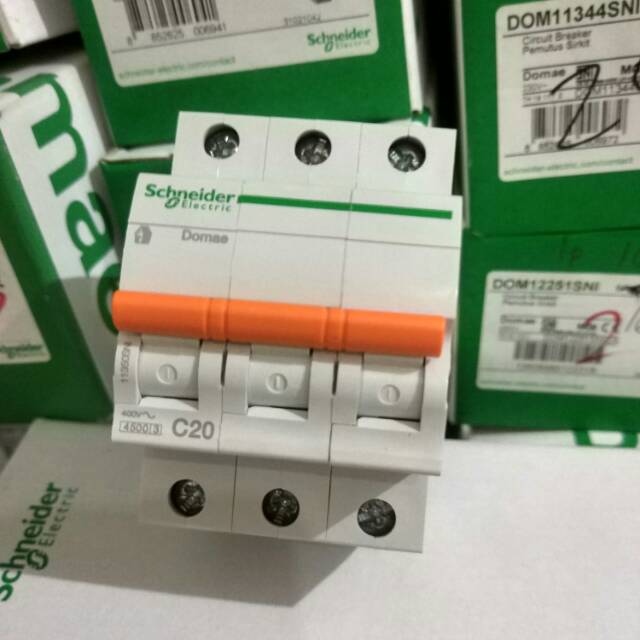 Jual MCB Schneider 3p 6A 10A 16A 20A Domae 3 phase | Shopee Indonesia