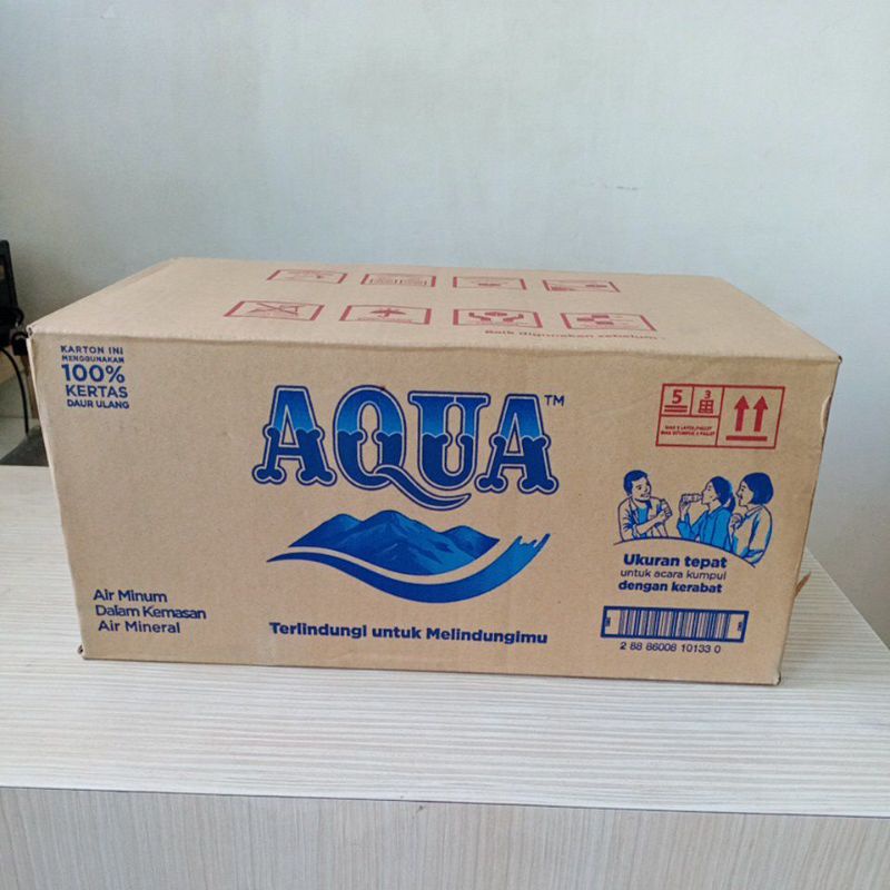 Jual AQUA 330 ML 330ML DUS KARTON / AIR MINUM AQUA 330ML (1KARTON ISI 24BOTOL) | Shopee Indonesia