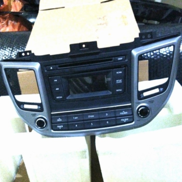 Jual audio set head unit hyundai tucson original bergaransi ready stock ...