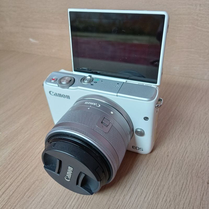 Jual MIRRORLESS CANON EOS M10 LENSA KIT 15-45MM STM | Shopee Indonesia