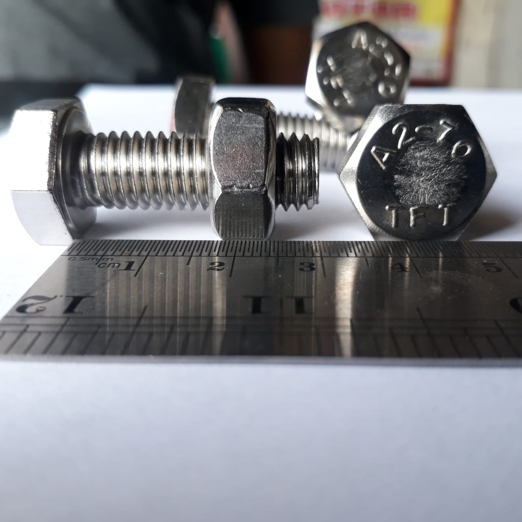 Jual BAUT M10X30 STAINLESS STEEL SS BAUT MUR M10 X 30 SUS 304 ANTI KARAT KUNCI 17 | Shopee Indonesia